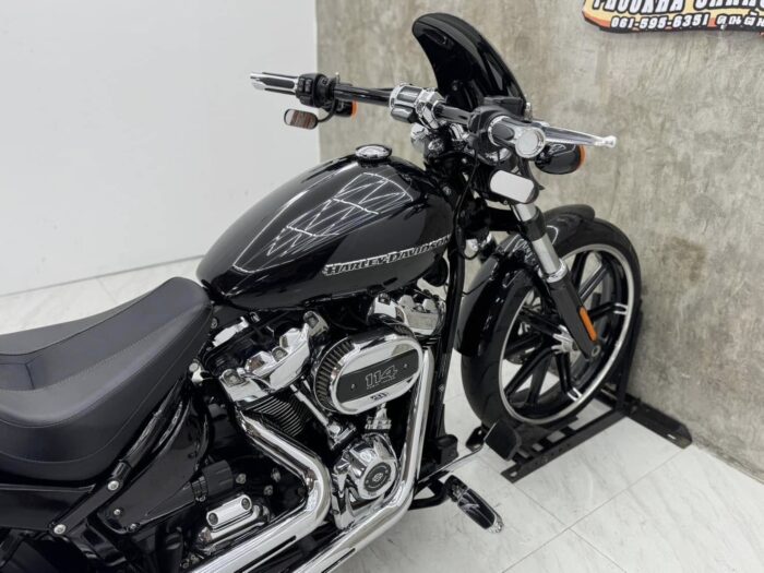Harley Davidson Breakout 2020 » Phookha Garage