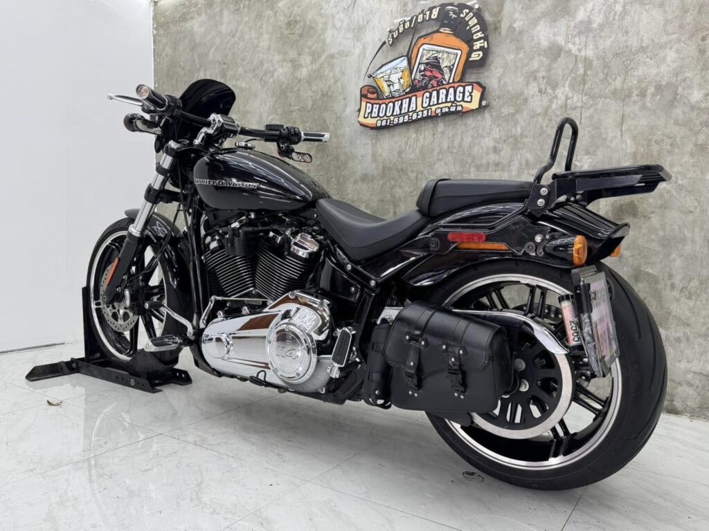Harley Davidson Breakout 2020 » Phookha Garage